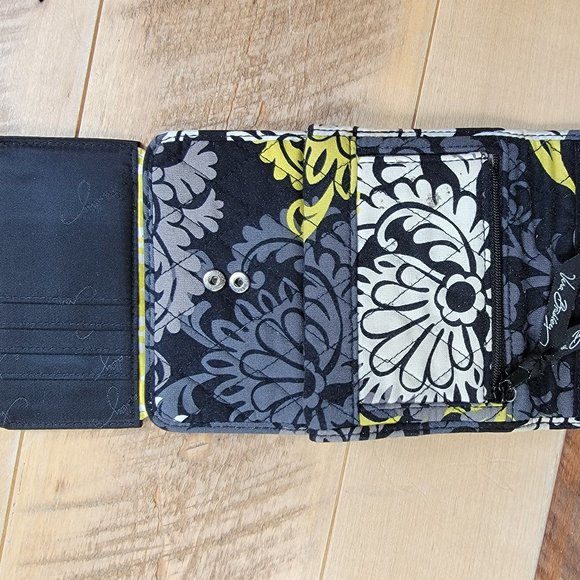 Vera Bradley | Bags | Vera Bradley Tri Fold Wallet In Baroque | Poshmark